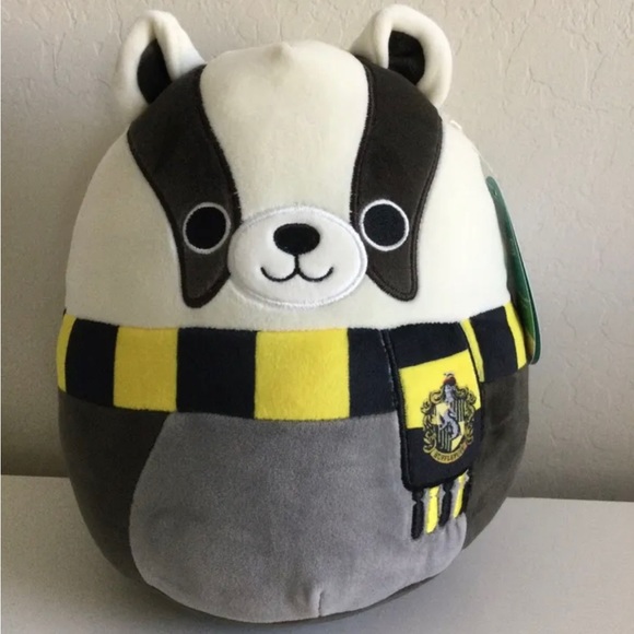 Squishmallows | Toys | Nwt 8 Hufflepuff The Badger Squishmallow Harry ...